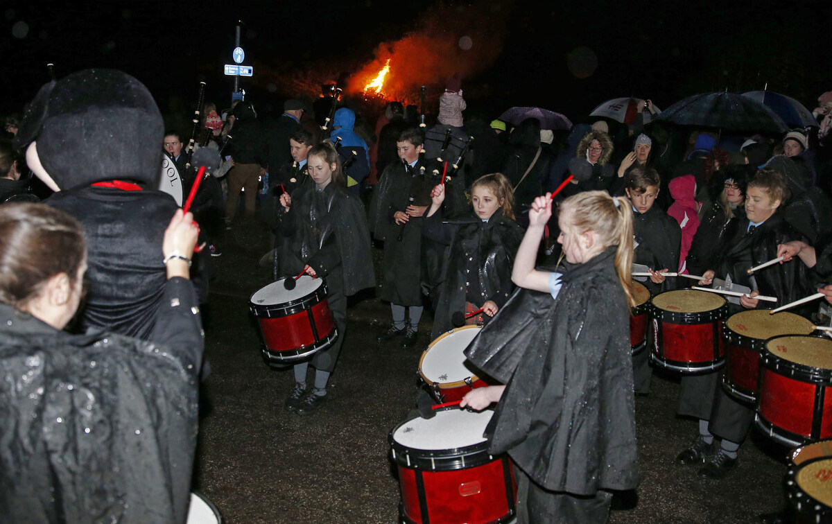 West Coast Today - News - Spectacular fireworks light up Oban and Dunbeg
