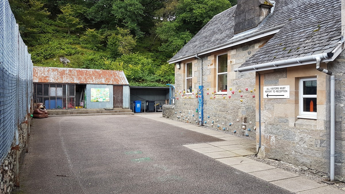 West Coast Today - News - Dunor Primary School fights move to close it ...