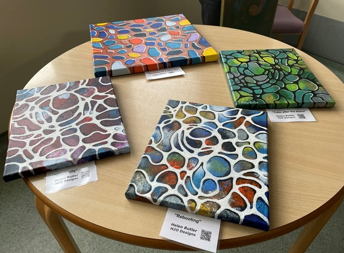 West Coast Today - News - Argyll artist gives back to hospital ...