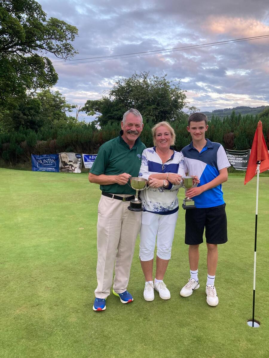 West Coast Today - Media Library - NOB30golf0323DougieDoreenBen2g
