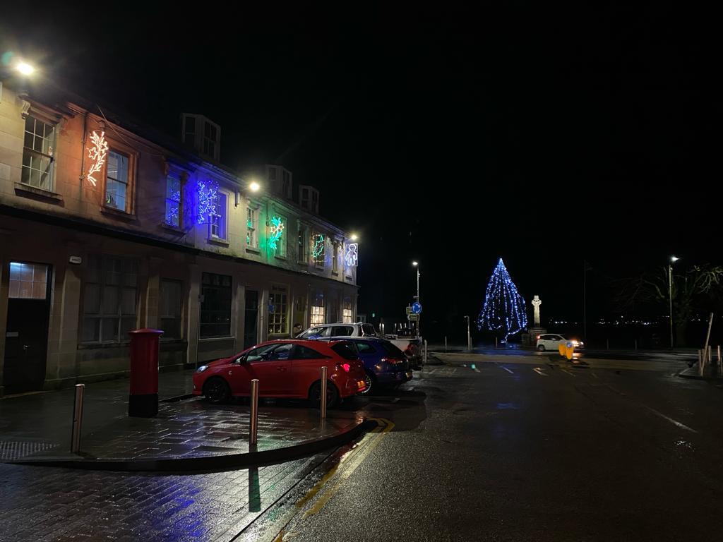 West Coast Today - Media Library - Christmas lights in Lochgilphead's ...