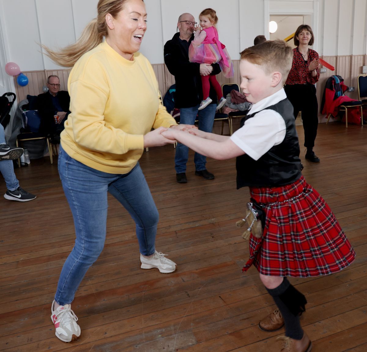 West Coast Today - News - World Gaelic Week ceilidh hailed a resounding ...