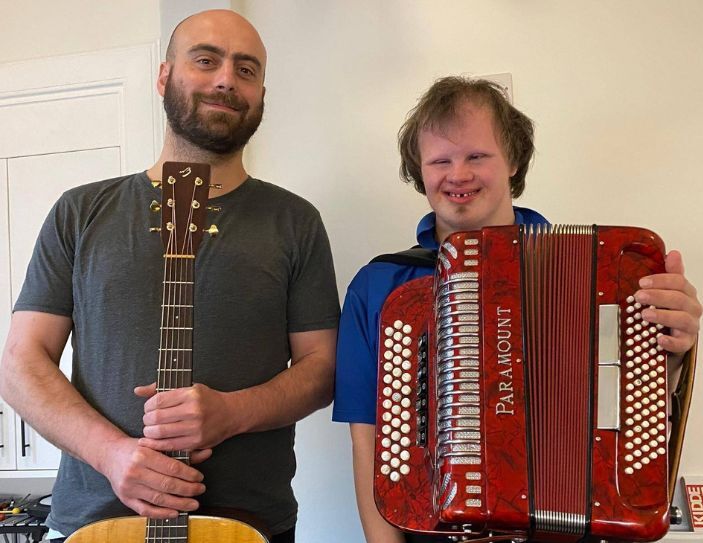 West Coast Today - Media Library - Magnus Turpie with guitarist Dominic ...