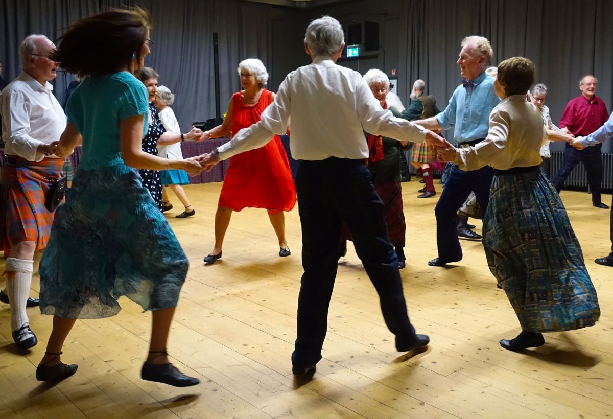 West Coast Today - Leisure - Mid Argyll dancers take to the floor