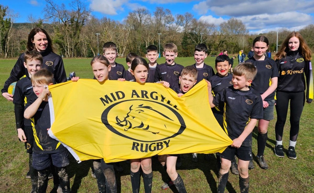 West Coast Today - Media Library - The Minis Dalriada squad with ...