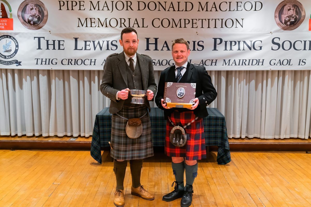 West Coast Today - Media Library - Last year's Donald MacLeod Piping ...