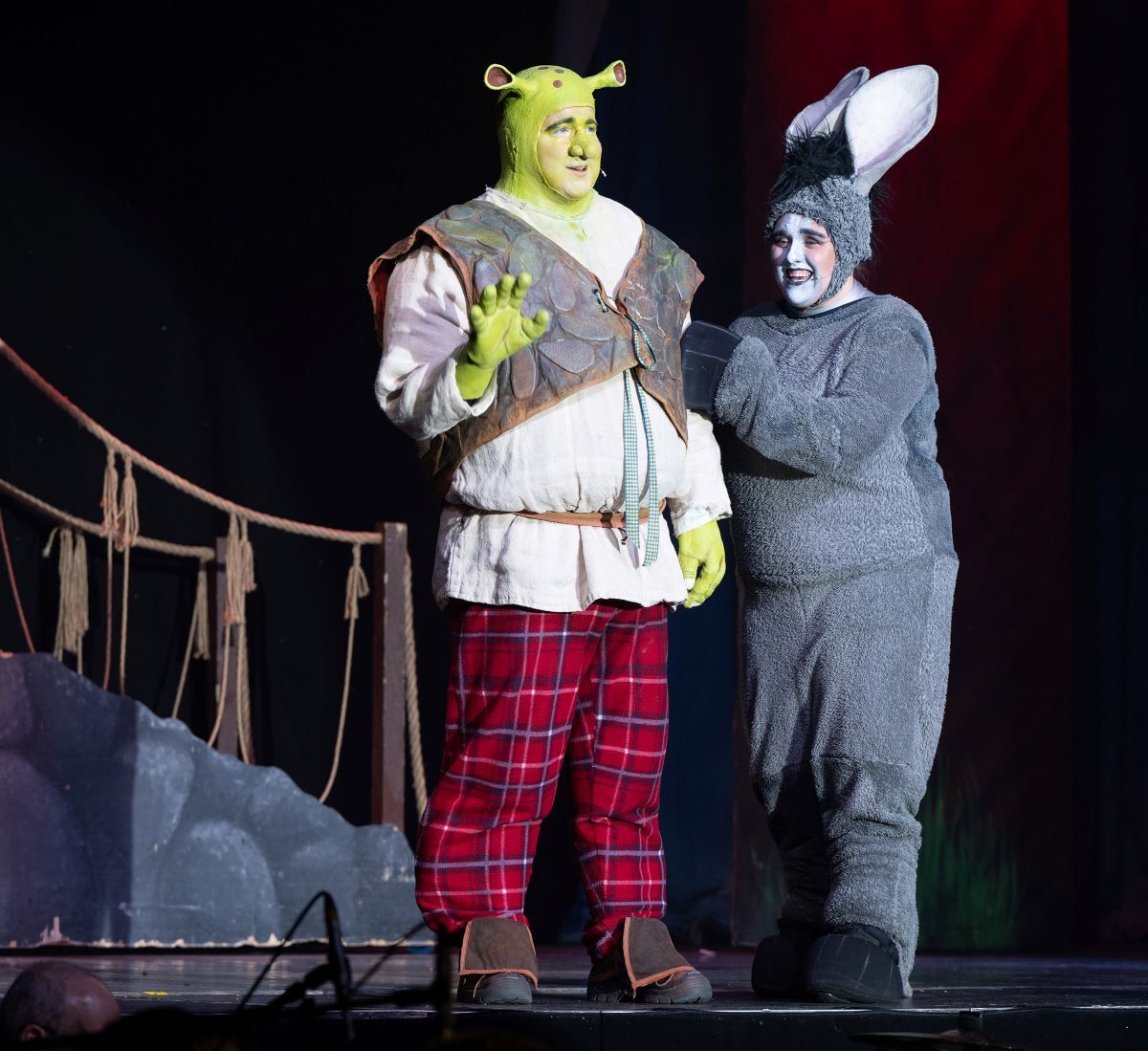 West Coast Today - Leisure - Fairytale outing as Showstoppers bring ...