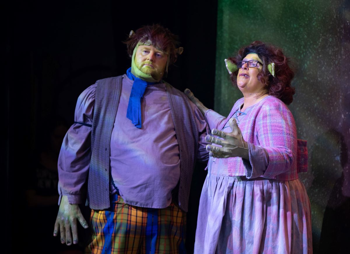 West Coast Today - Leisure - Fairytale outing as Showstoppers bring ...