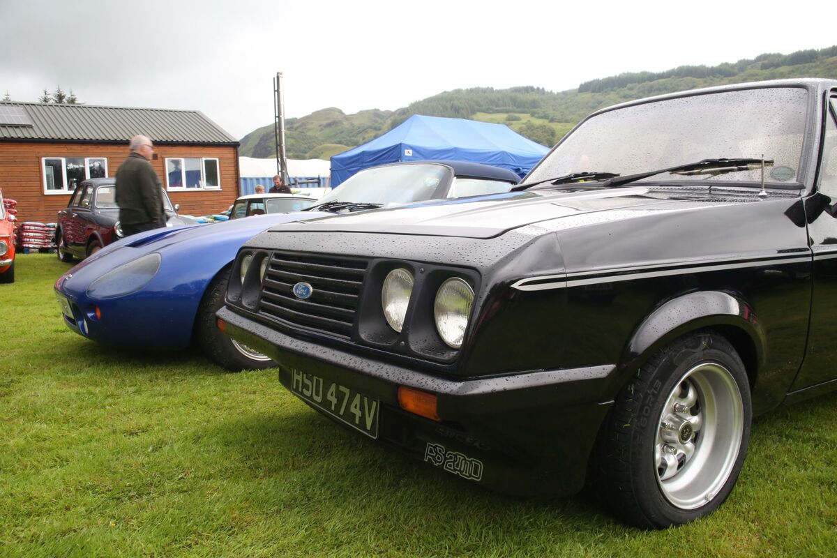 West Coast Today - News - Dad's day car show revs up a crowd - photo gallery