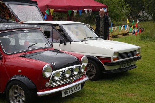 West Coast Today - News - Dad's day car show revs up a crowd - photo ...