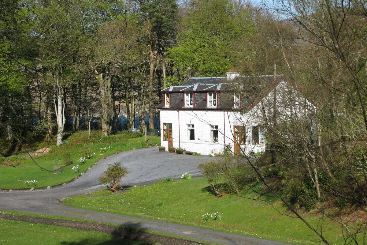 West Coast Today - Leisure - Islay poet to hold launch of his new book ...