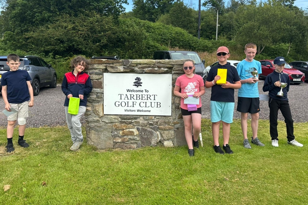 West Coast Today - Sport - Tarbert juniors take on championship