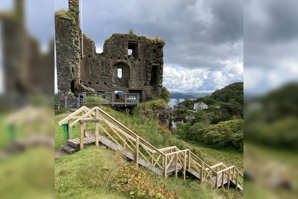 West Coast Today - News - New Tarbert Castle steps now completed