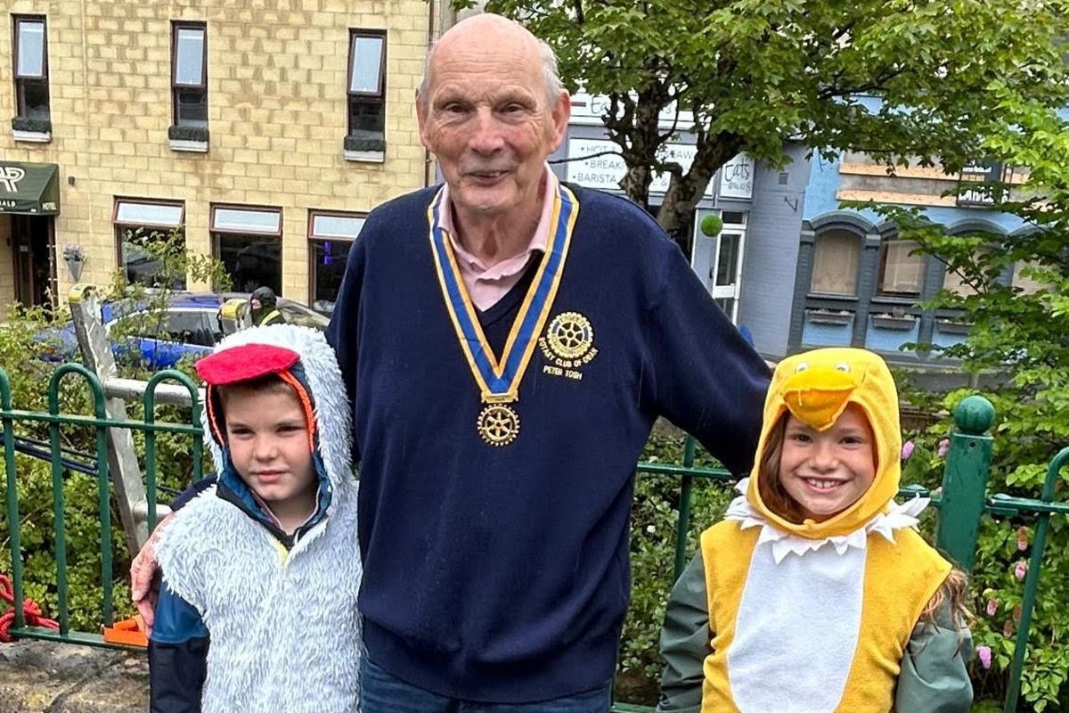 West Coast Today - News - Who let the ducks out - Rotary race made a splash