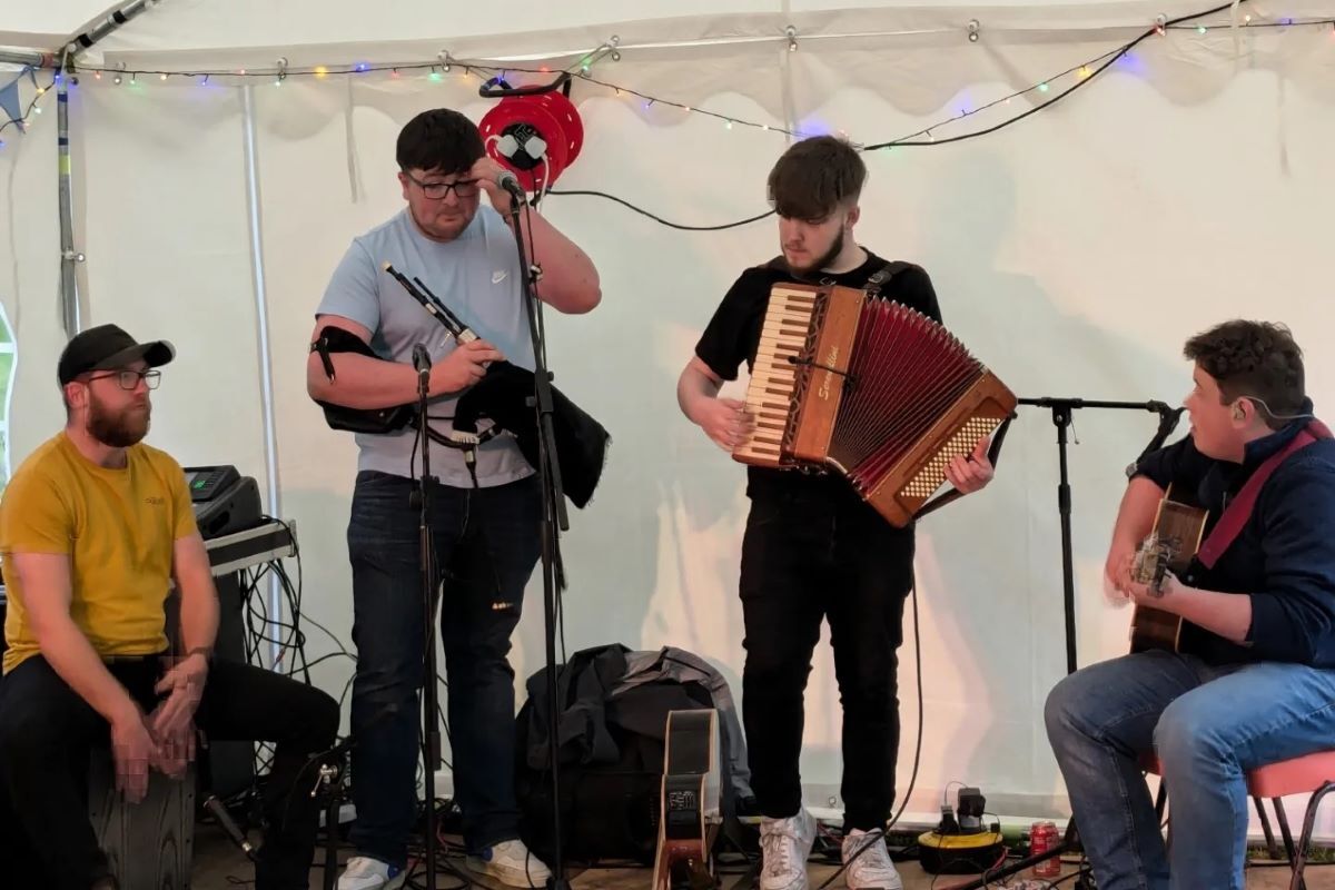 West Coast Today - Leisure - Rain fails to stop play at React Fun Day