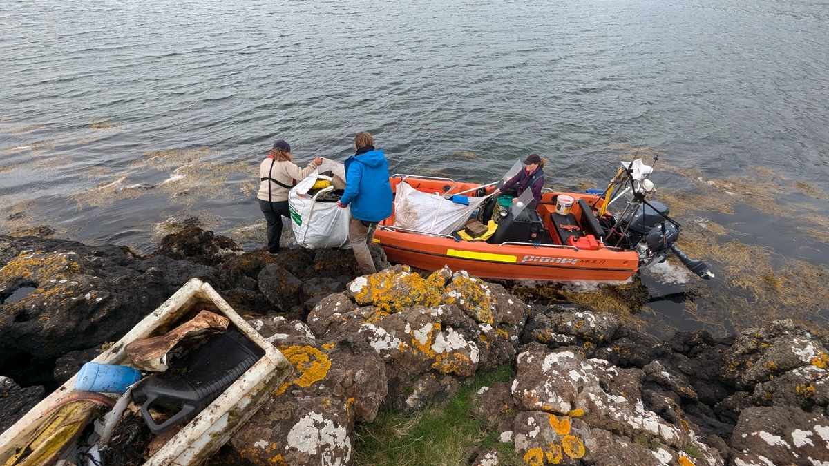 West Coast Today - News - Ulva beach clean collects "half a double ...