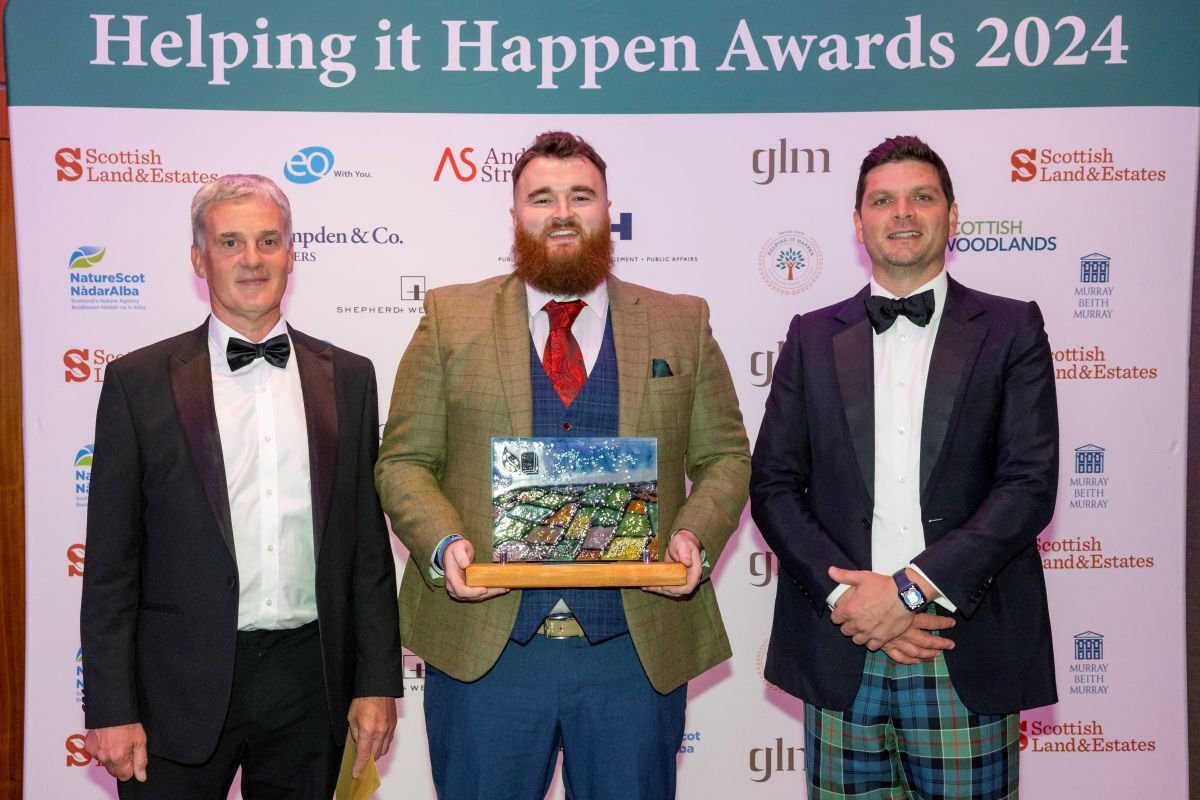 West Coast Today - News - Wallace helps make it happen with Rising Star ...