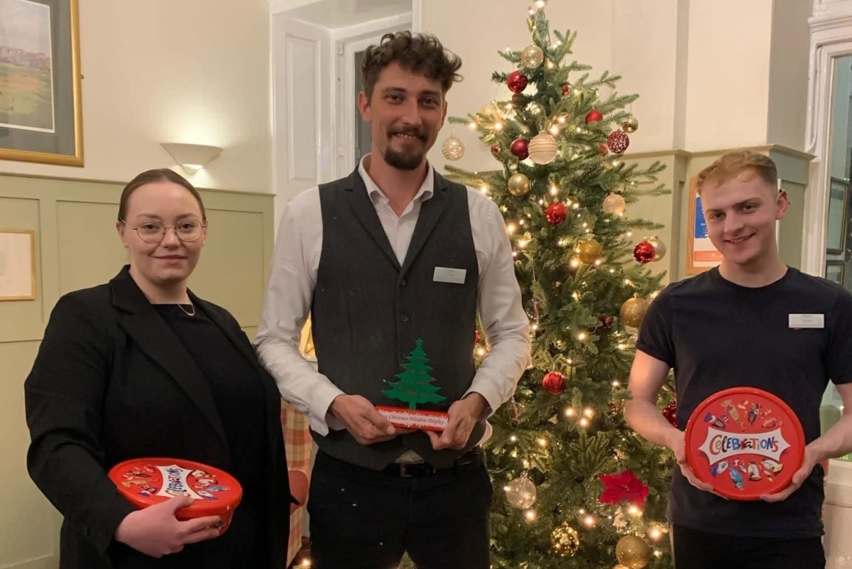 West Coast Today - Media Library - The Inveraray Inn team who won the ...