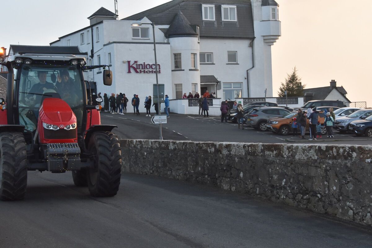 West Coast Today - Leisure - Farmers brave wild weather for Tractor Run ...