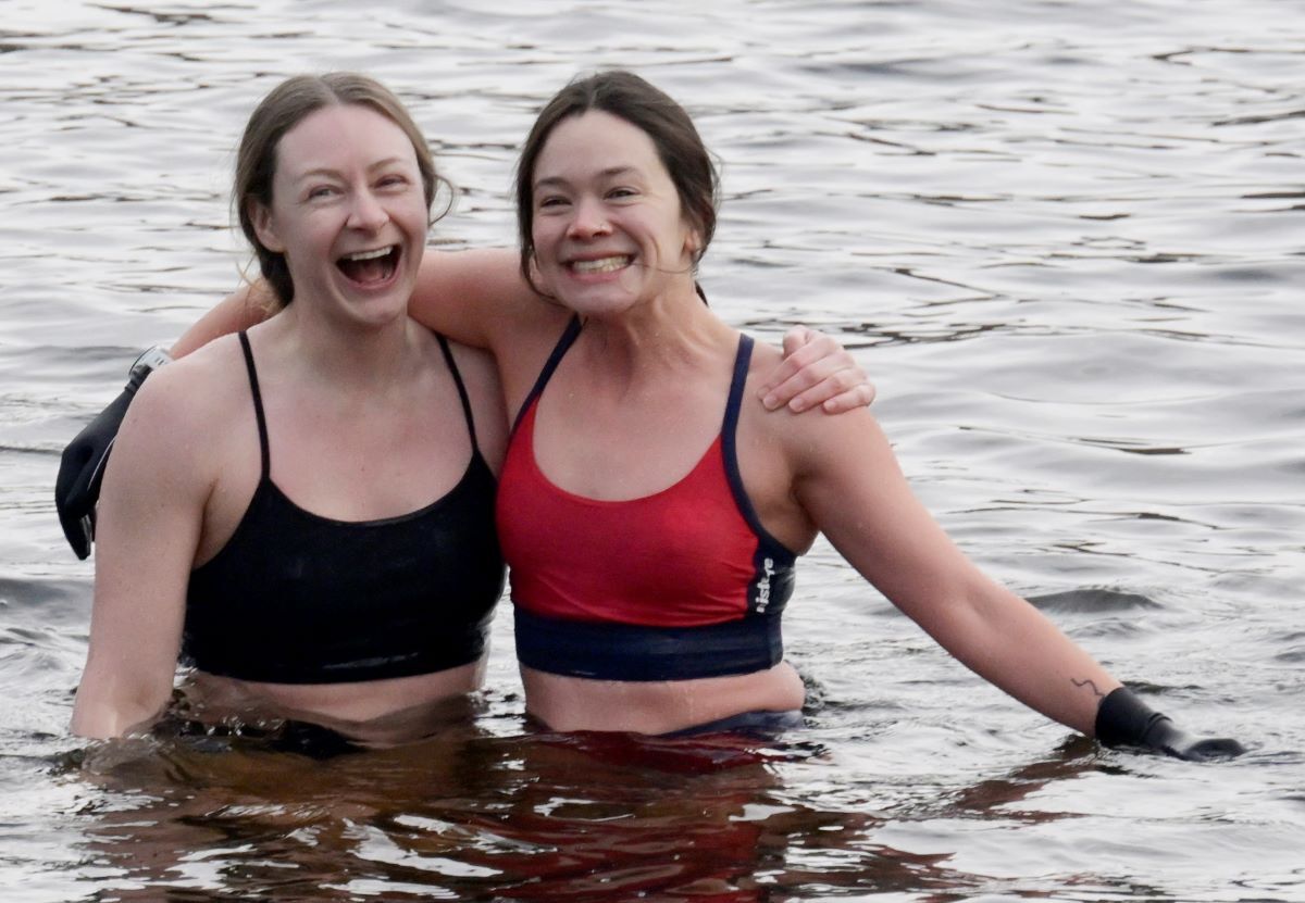 West Coast Today - News - Thrills and chills as Glenfinnan dookers mark ...