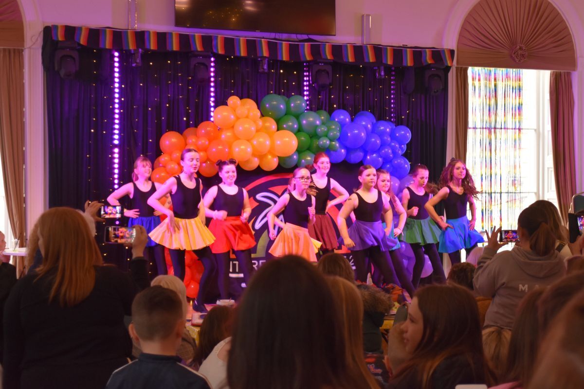 West Coast Today - News - The pride of Kintyre – hundreds turn out for ...