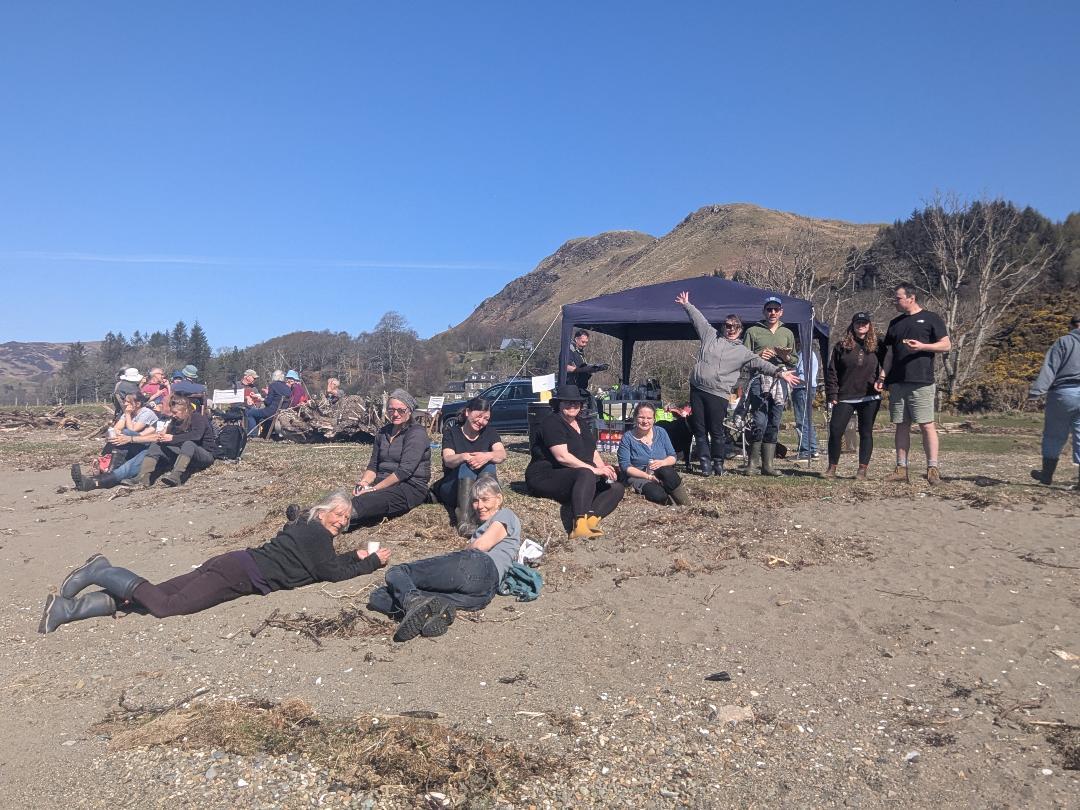 West Coast Today - Media Library - The Craignish litter pickers taking ...