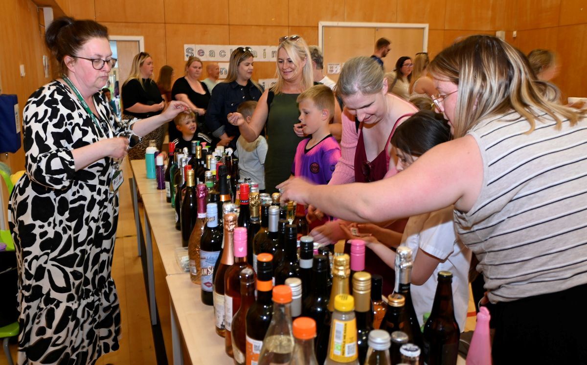 West Coast Today - News - All the fun of the fete at Bun-Sgoil ...