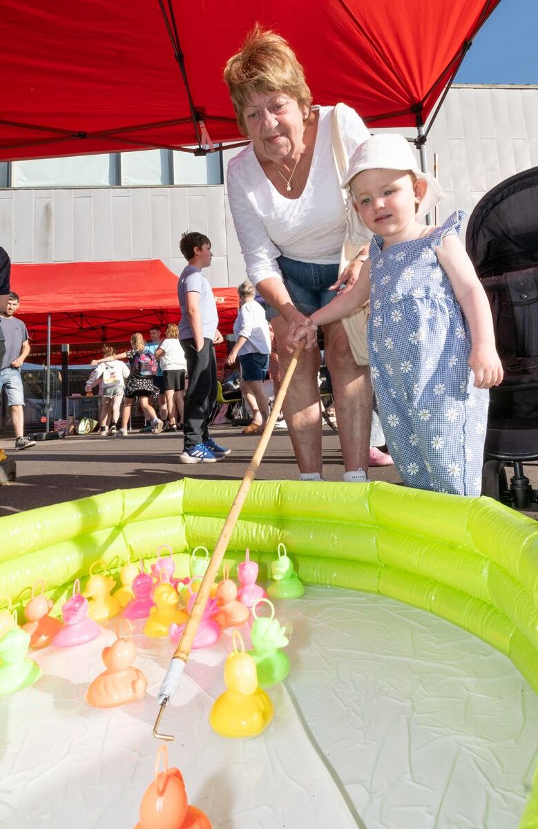 West Coast Today - News - All the fun of the fete at Bun-Sgoil ...