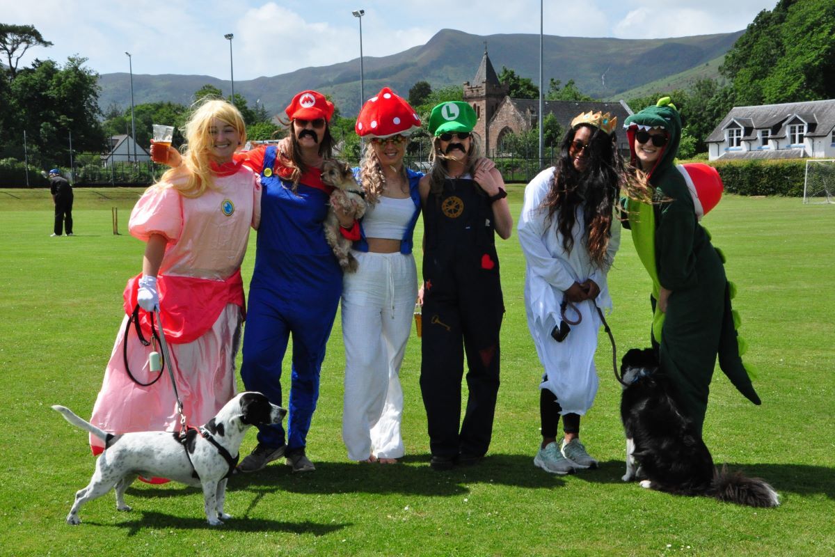 West Coast Today - News - Creased up at Arran's cricket fun day