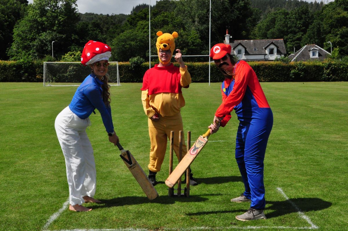 West Coast Today - News - Creased up at Arran's cricket fun day