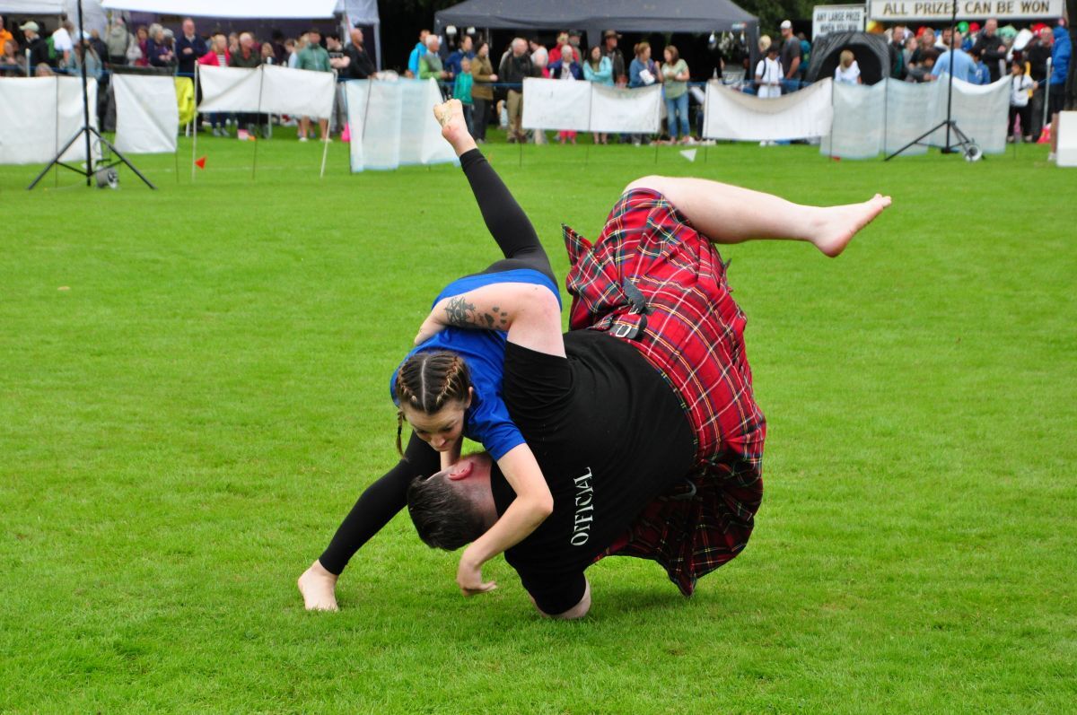 West Coast Today - News - Inveraray games brings out competitive spirit