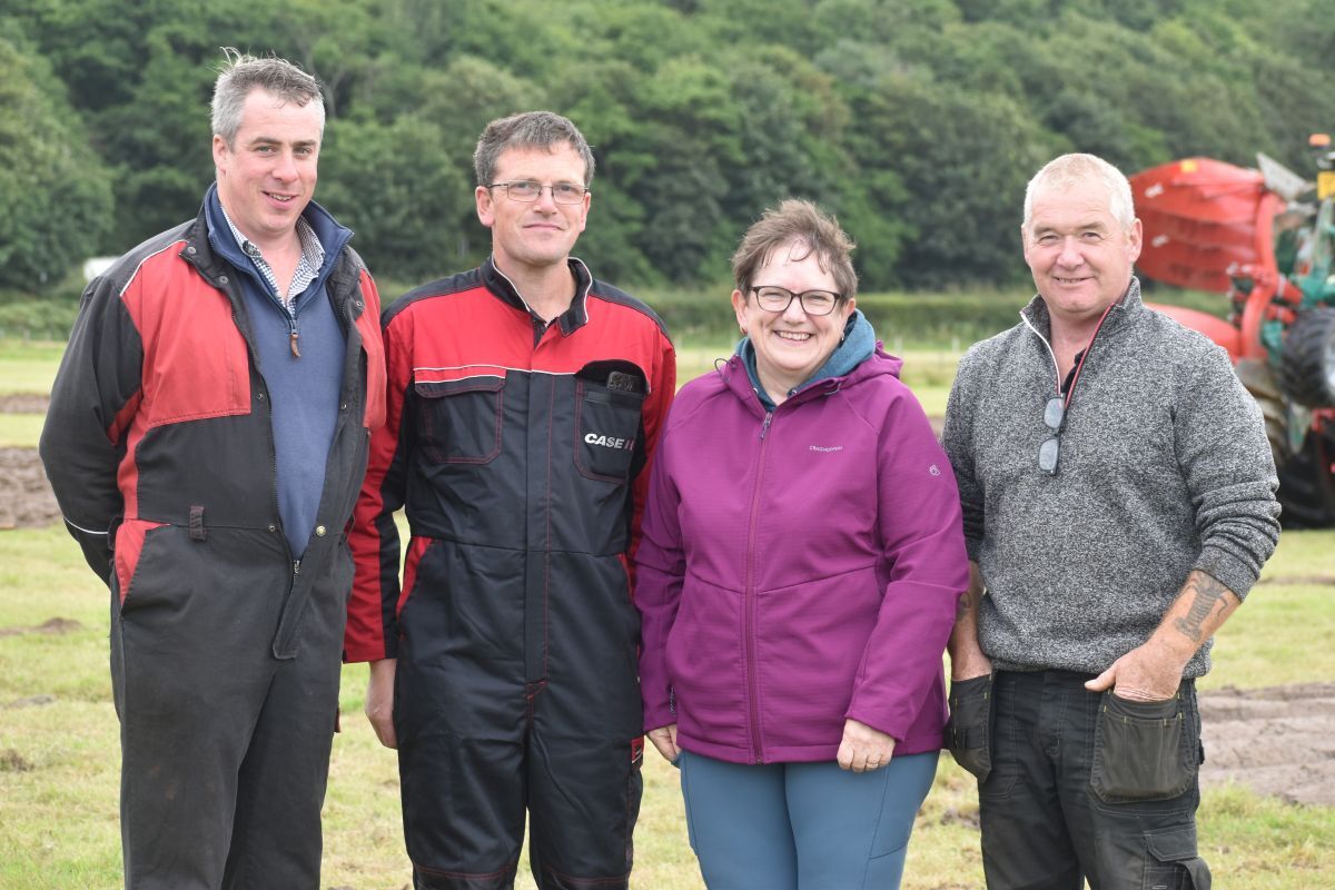 West Coast Today - News - Farming folk get the lay of the land at ...