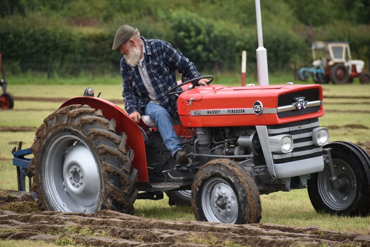 West Coast Today - News - Farming folk get the lay of the land at ...