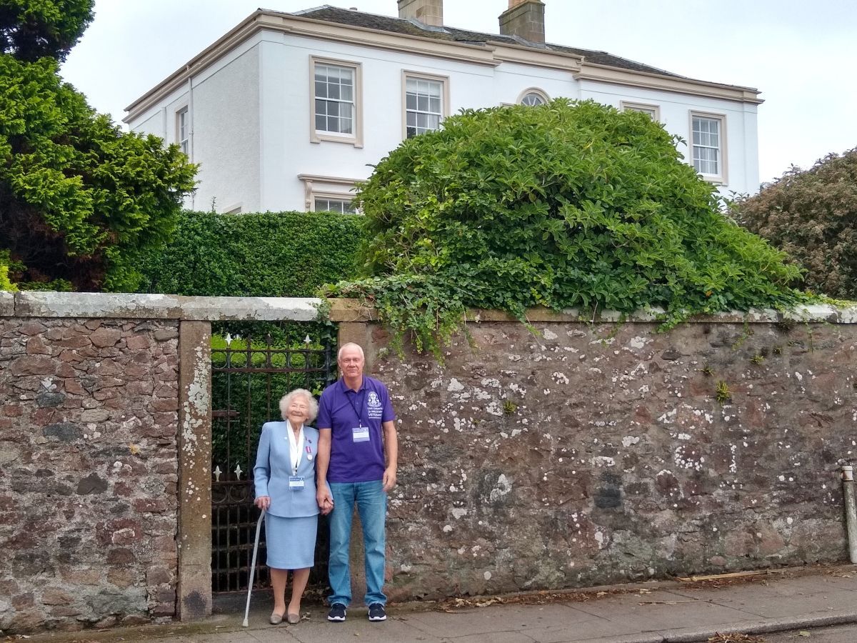 West Coast Today - News - WWII veteran returns to Campbeltown 80 years ...