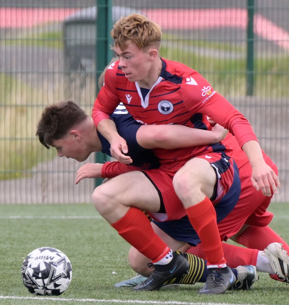 West Coast Today - Sport - Under 18s tackle city slickers ahead of ...