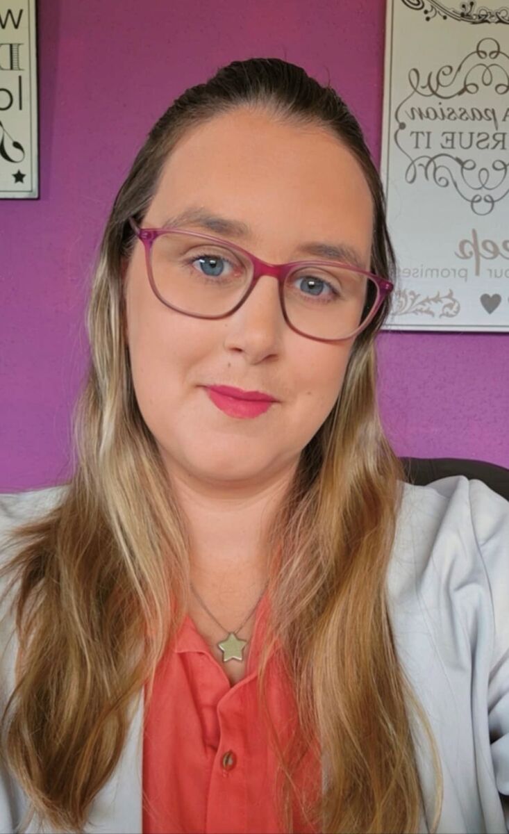West Coast Today - News - New group offers support for parents of teens