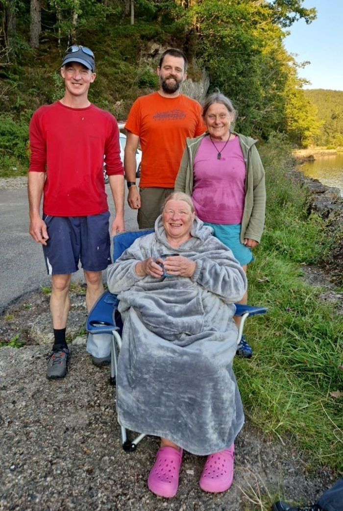 West Coast Today - News - Osprey superfan swims across Loch Arkaig to ...