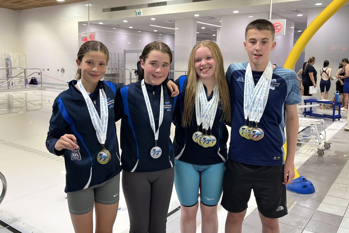 West Coast Today - Sport - Kintyre swimmers dive into new season