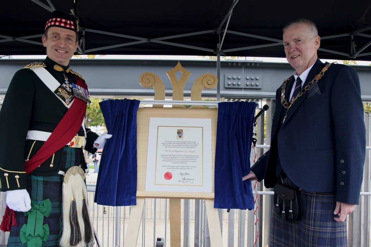 West Coast Today - News - Royal Regiment of Scotland receives Freedom ...