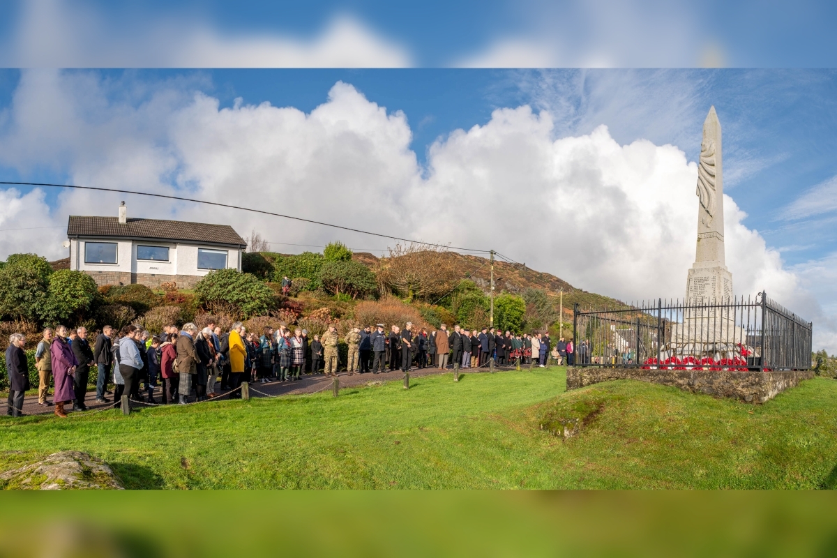 West Coast Today - Media Library - The Tarbert community gathers at the ...