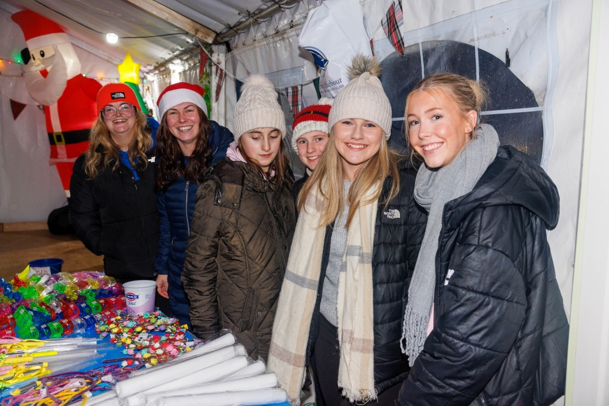 West Coast Today - News - Tarbert turns out to light up special occasion