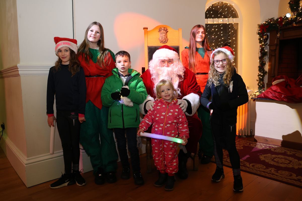 West Coast Today - News - ‘Best ever’ Christmas lights switch-on ...