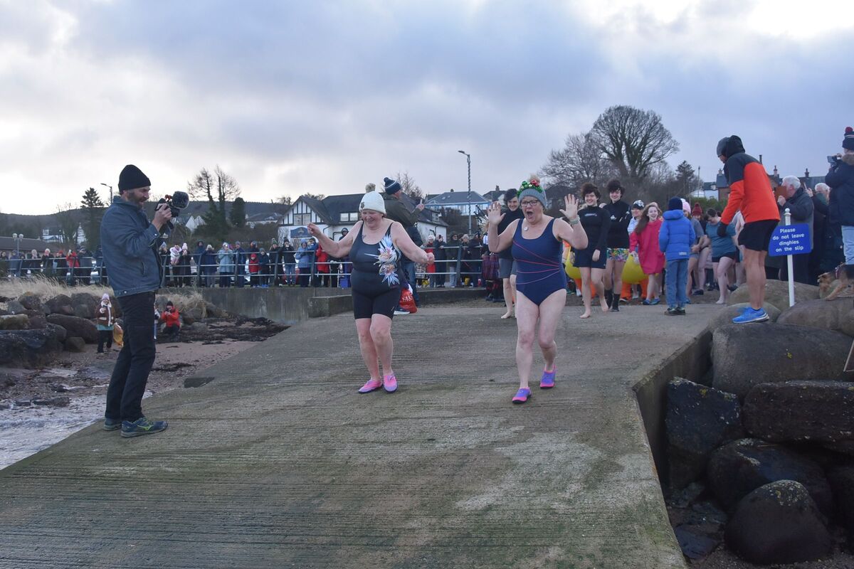 West Coast Today - Leisure - Dookers enjoy a chilli start to the new year