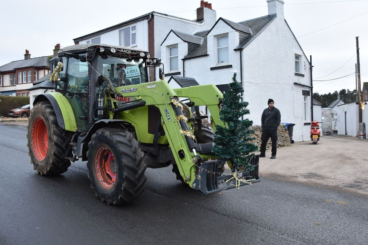 West Coast Today - News - Tremendous turnout for Tina’s Tractor Run