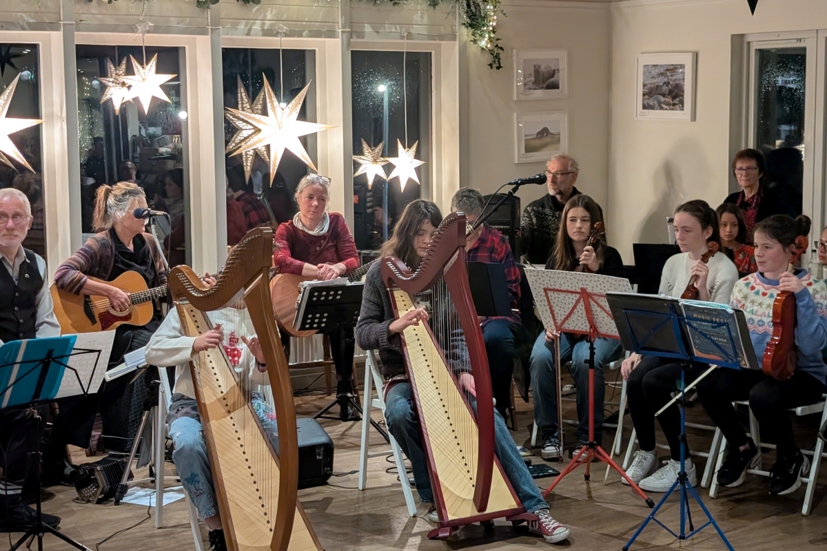 West Coast Today - Leisure - Fèis youngsters bring festive vibes to Tarbert
