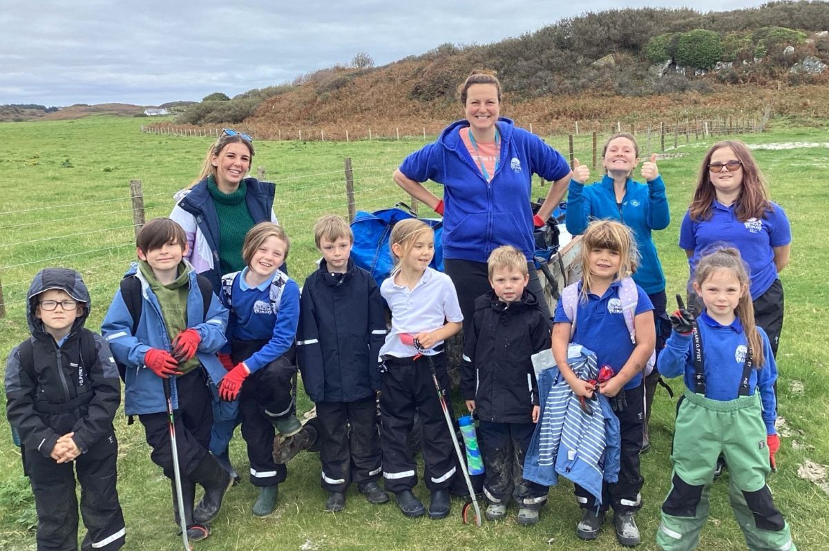 West Coast Today - News - Gigha pupils net environmental award for ...