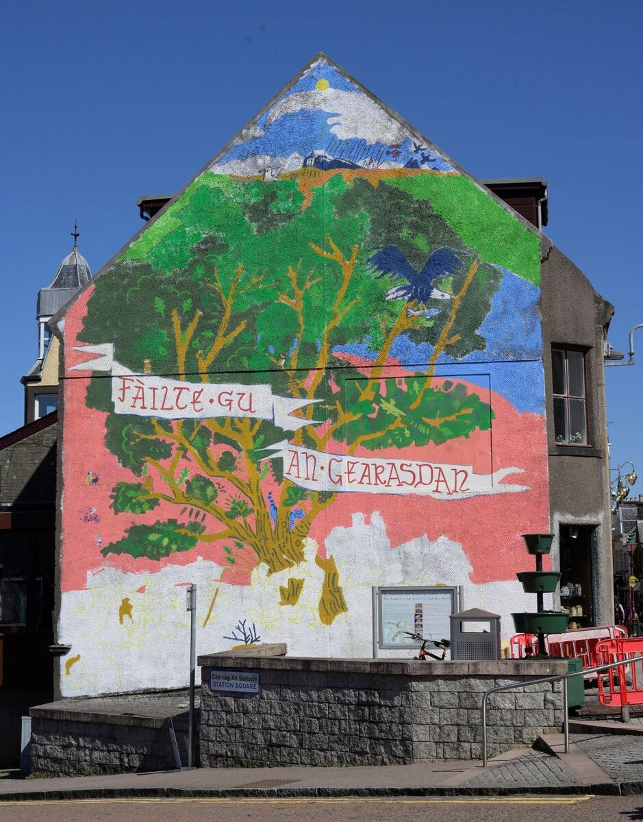 West Coast Today - All Content - WCT - High Street Mural symbolises ...