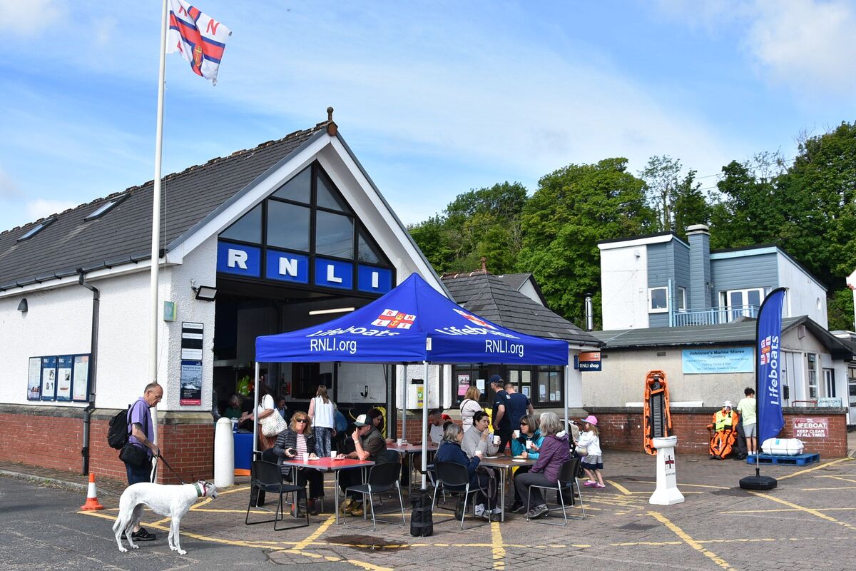 West Coast Today - Leisure - Fundraising success at RNLI coffee morning