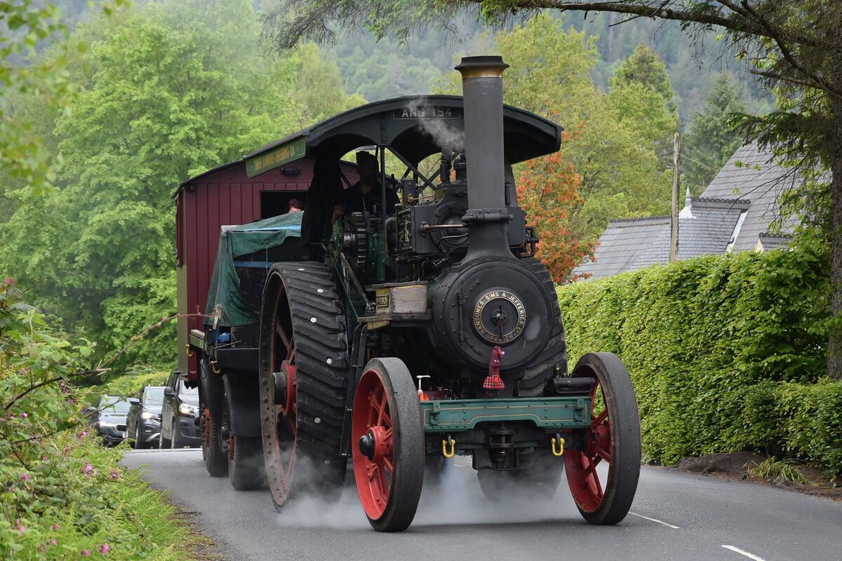 West Coast Today - News - Steam engines attract an appreciative Arran ...